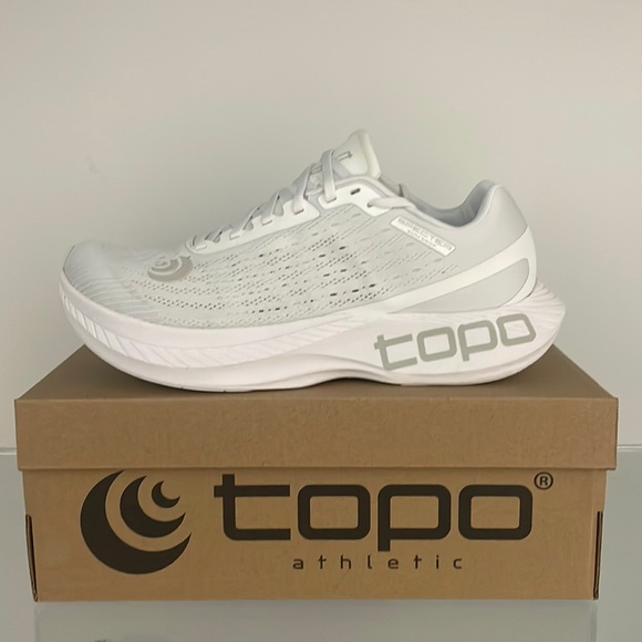 Topo Athletic | Shoes | Mens Topo Specter | Poshmark